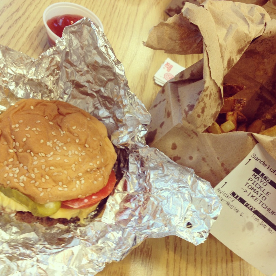 Miami // Five Guys - Das Burgermädchen